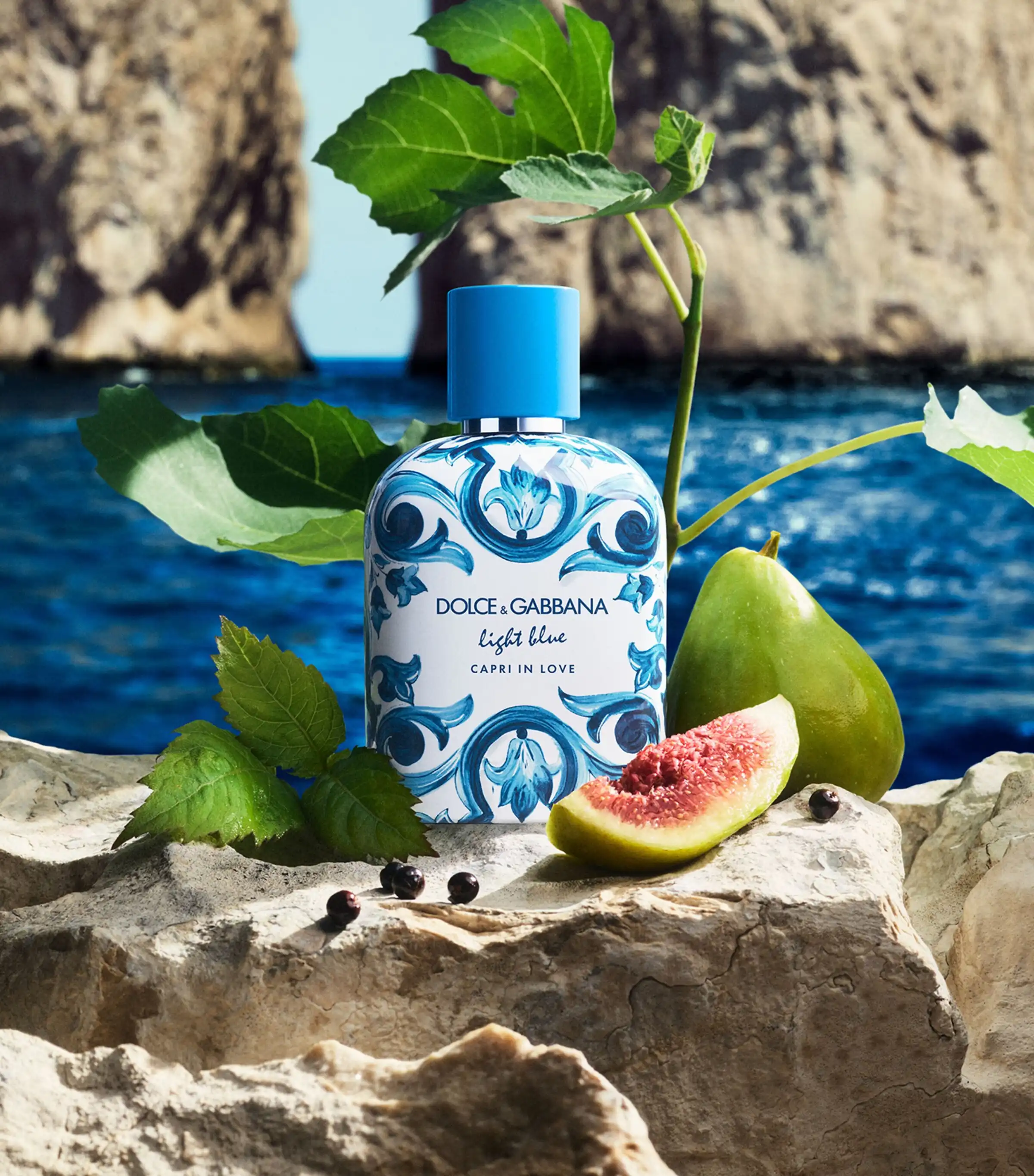 Review Nước Hoa Nam D&G Light Blue Capri In Love 2025 - MC Perfume ...